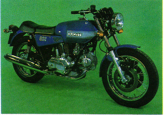 Ducati 860GT & 860GTS: 70年代のオートバイ